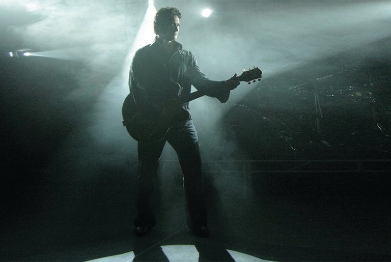 What To Wear To A Las Vegas Show? | Dress Code
